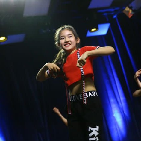 RORA THAILAND on Twitter: "RT @rorabaemonlee: #RORA usso girls #babymonster #베이비몬스터 #로라 #이다인 ...