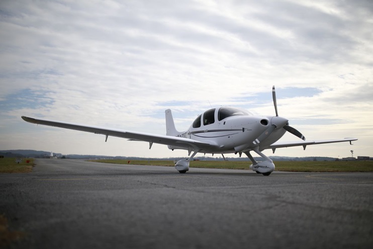 AOPA on Twitter: "Cirrus Aircraft advised owners on February 8 that the company was grounding ...