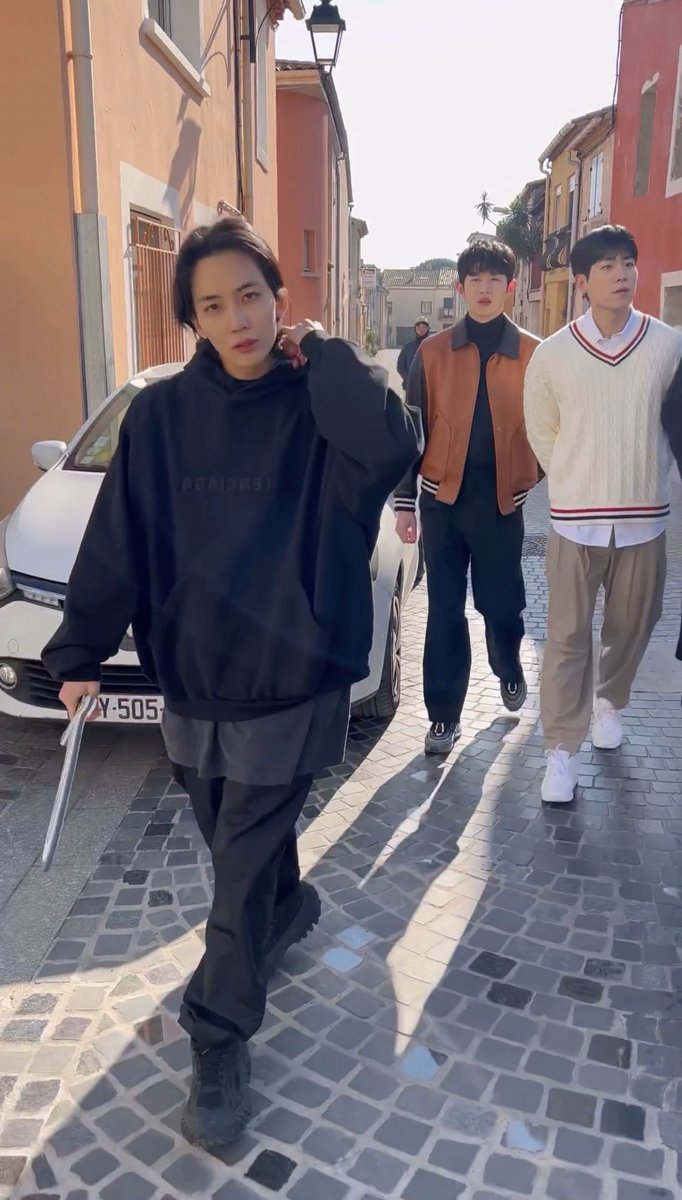 RT🌈EternalLov꒰ঌ♡໒꒱jae on Twitter: "RT @jj_ryo_jj: ジェジュンがいた場所🇫🇷 ①Mega Coiff(美容院)前 https://maps ...