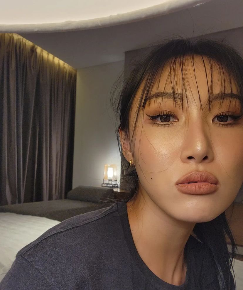 HWASA THAILAND on Twitter: "IG POST ㅡ _mariahwasa Take care of yourself 🇲🇾 ️🤟🏼 🔗 https ...