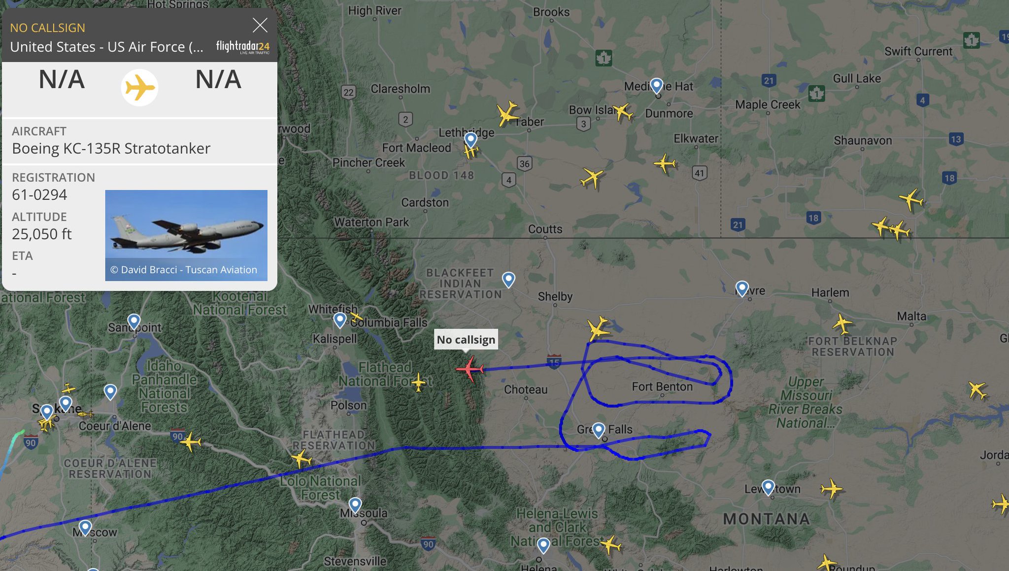Faytuks News Δ On Twitter A Usaf Refuelling Tanker Appears To Be