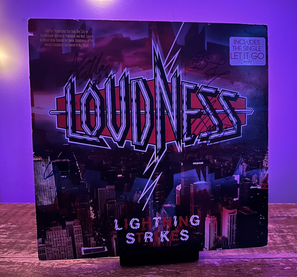 D.Seals on Twitter: "RT @SentimentalStr4: #NP Loudness - Lightning Strikes (1986) 🎸Akira ...