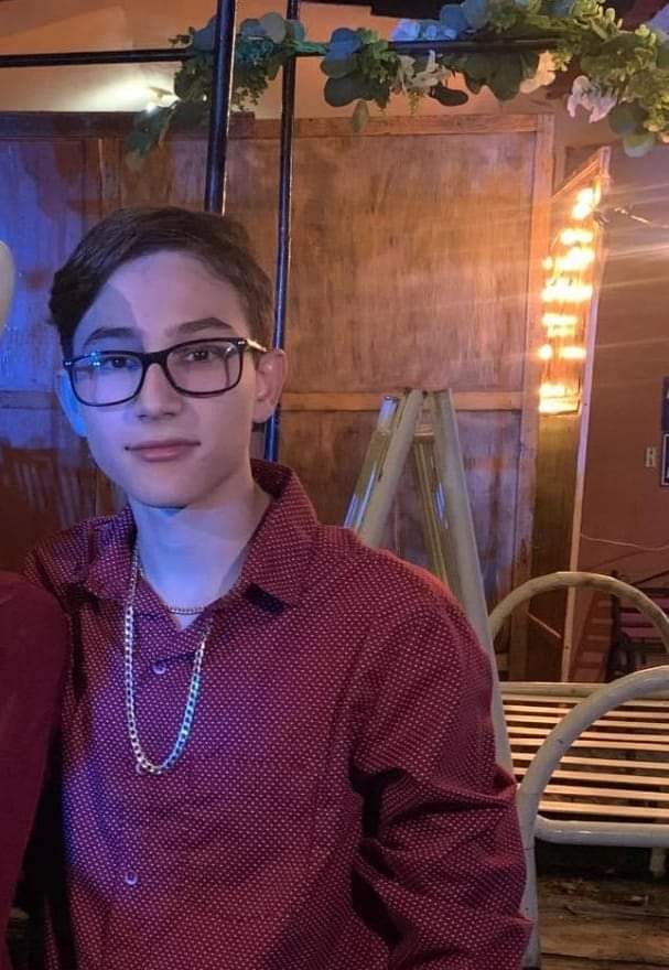 Paula Montero on Twitter: "Es Erick David Banda Castañeda, 17 años, apuñaló a ex novia 47 veces ...