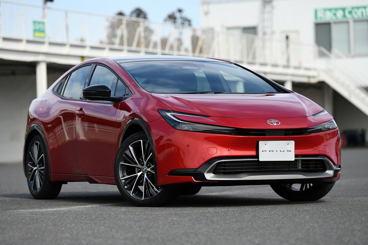 玉井賢一 (神奈川大学卒業) on Twitter: "RT @responsejp: 【トヨタ プリウス 新型】上級グレード Z…ひと目惚れするデザインには秘密がある？[詳細画像 ...