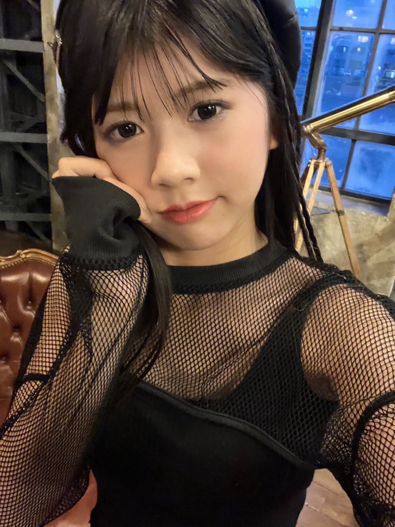 藤崎未来 (みくちゃん) on Twitter: "#ラフラフANN0 で宇宙初解禁された #100億点‼️3月9日にリリースです ジャケット写真が公開されております 🏻 池袋サンシャイン ...