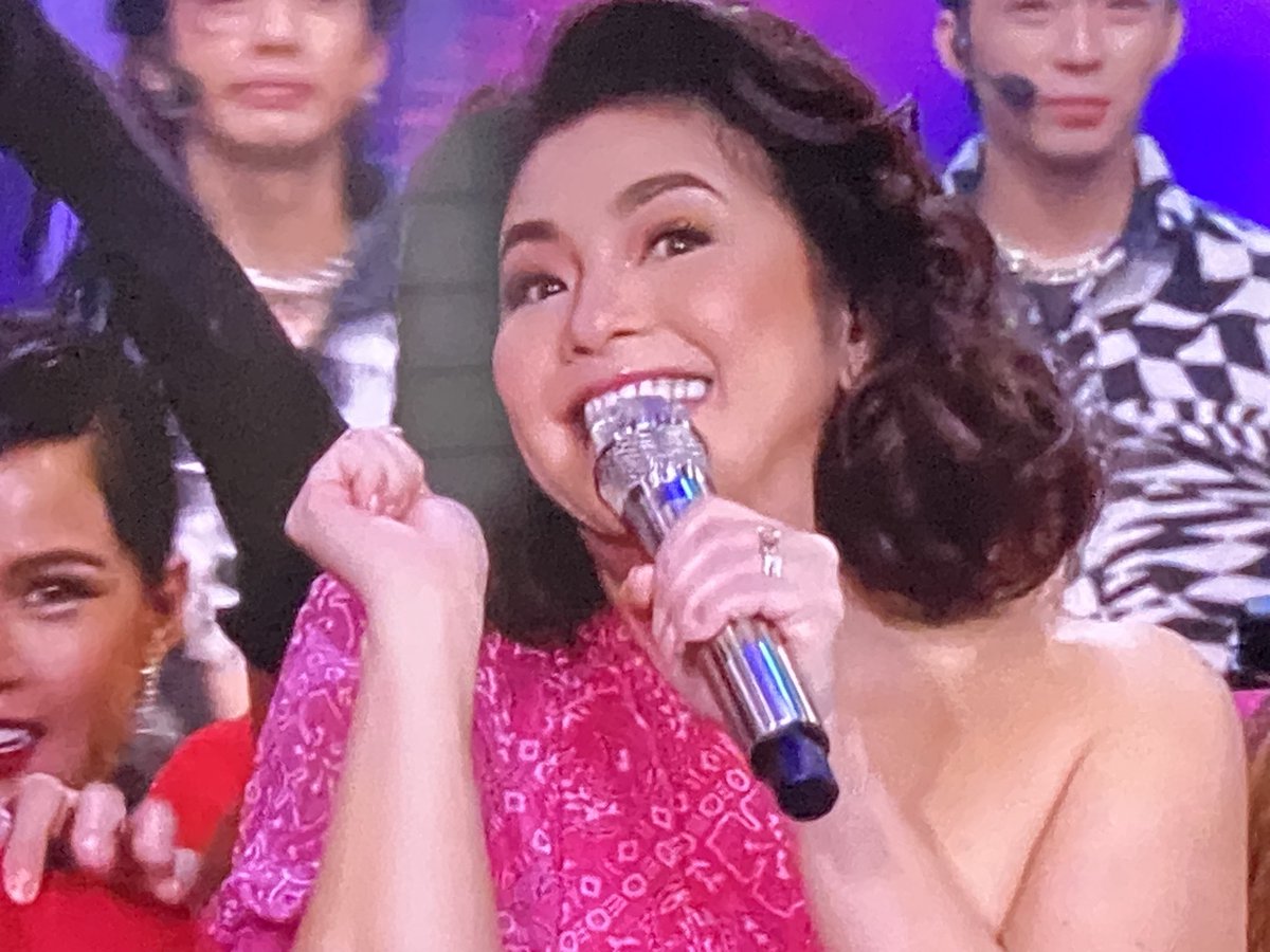 𝕛a𝔫eт Eats🥓🍔🍕🍚🥪🍝 on Twitter: "PinkGine so pretty Queen REGINE SOLO #ILoveASAP"