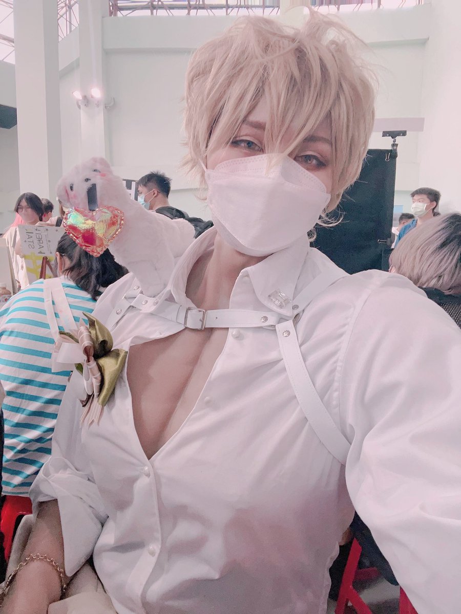 硝化甘油💀🐙🎶 on Twitter: "CWTK41感謝來攤👊😎"