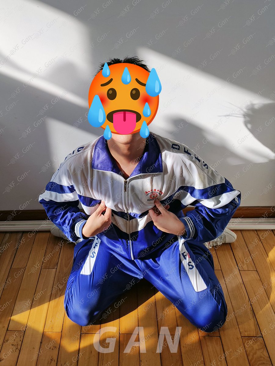 Gan On Twitter 3 精斑校服第三弹 校服少年被坏人强迫拍照,被坏人要求揉捏乳头,但是坏人不满意,要严厉惩罚不听话的校服少年,少年迫不得已只能磕头求饶🥺 校服 Sm