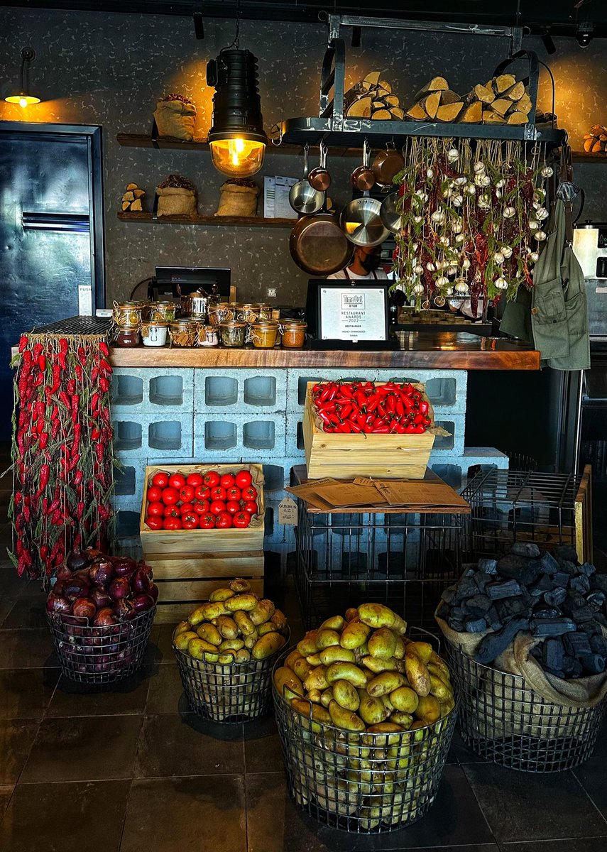 اسأل الرياض 🇸🇦 on Twitter: "RT @malakey_1: 𝑮𝑼𝑵𝑩𝑼𝑵 🍅🫓 📍التخصصي https://maps.app.goo.gl ...