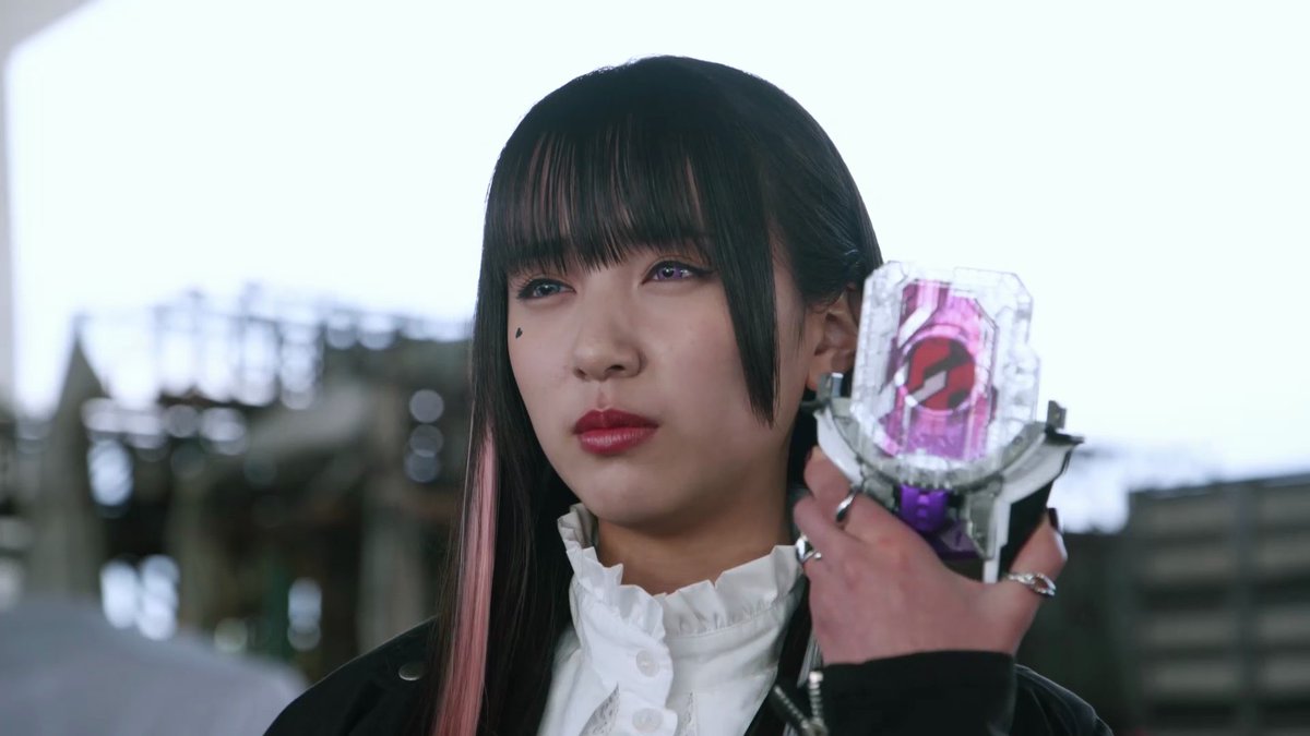 Sentaifive 戦隊ファイヴ On Twitter Beroba With Her Driver Kamenridergeats