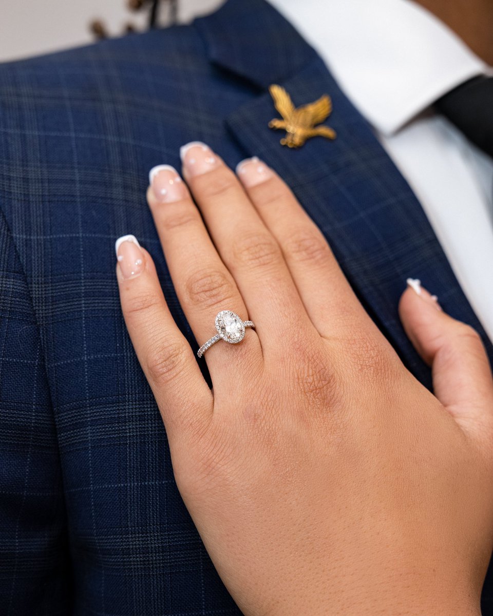 Olivia Whitmire on Twitter: "RT @tj_finley1: Hey Mrs.Finley😅 #shesaidyes"