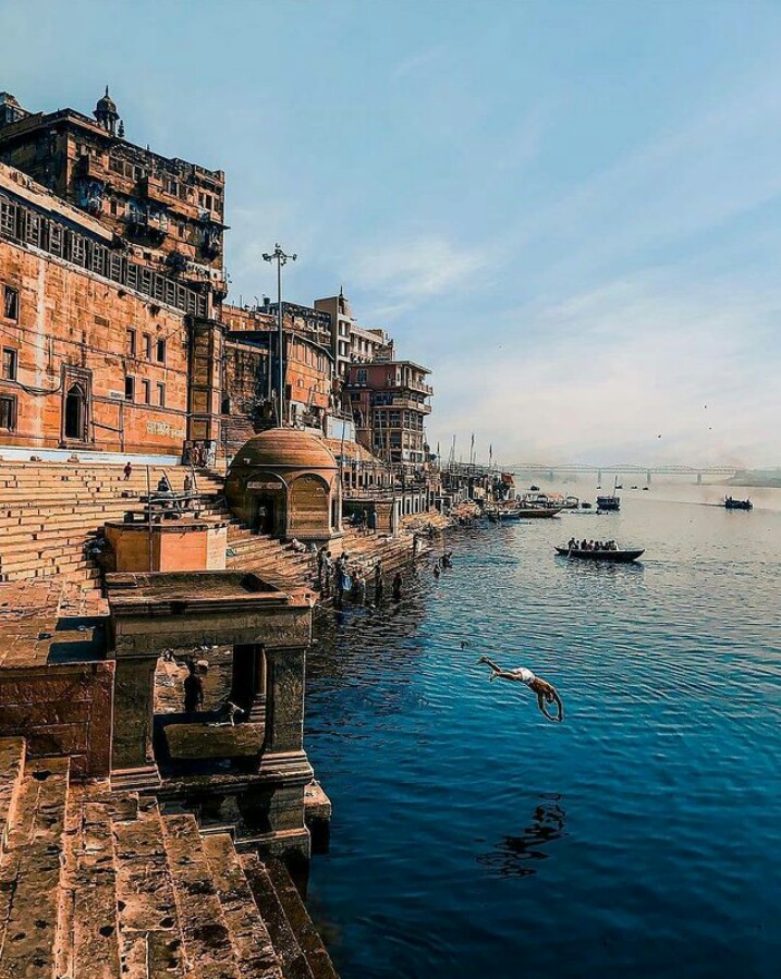 10 Extremely Beautiful Divine Ghats of Kashi 1. Dashashwamedh Ghat ...