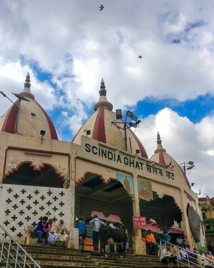 10 Extremely Beautiful Divine Ghats of Kashi 1. Dashashwamedh Ghat ...