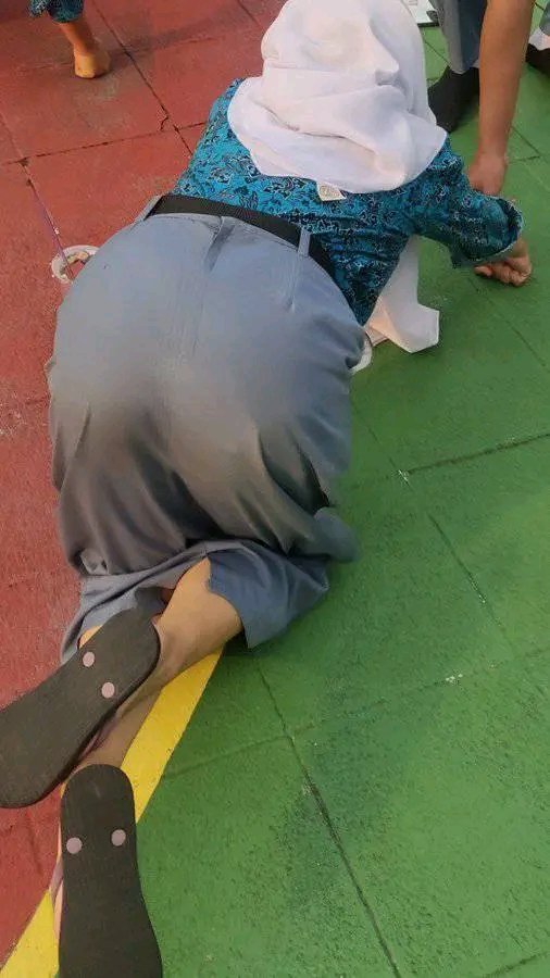 kumpulan rok sekolah(pecinta rok ketat sekolah) on Twitter: "💦💦💦💦💦💦💦"