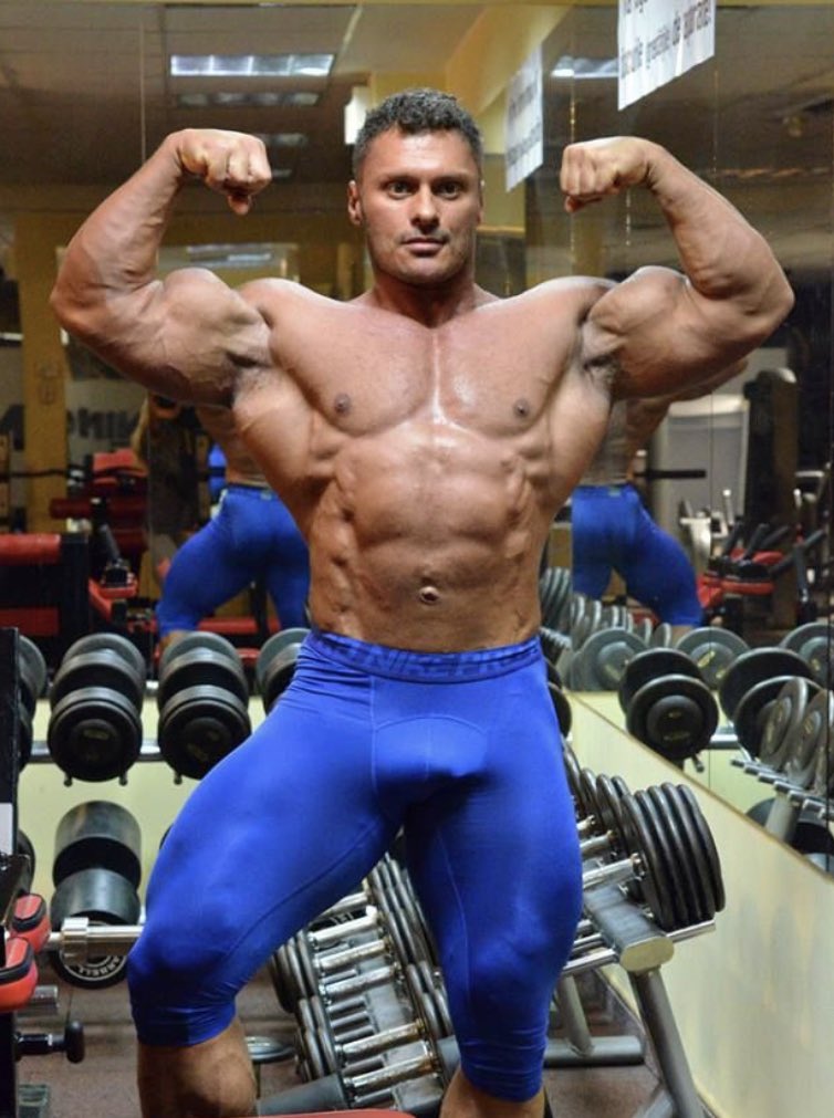 Dreamer InTheNight on Twitter: "Dragos Popescu - Full Package! Perfectly Sculpted Muscles!"