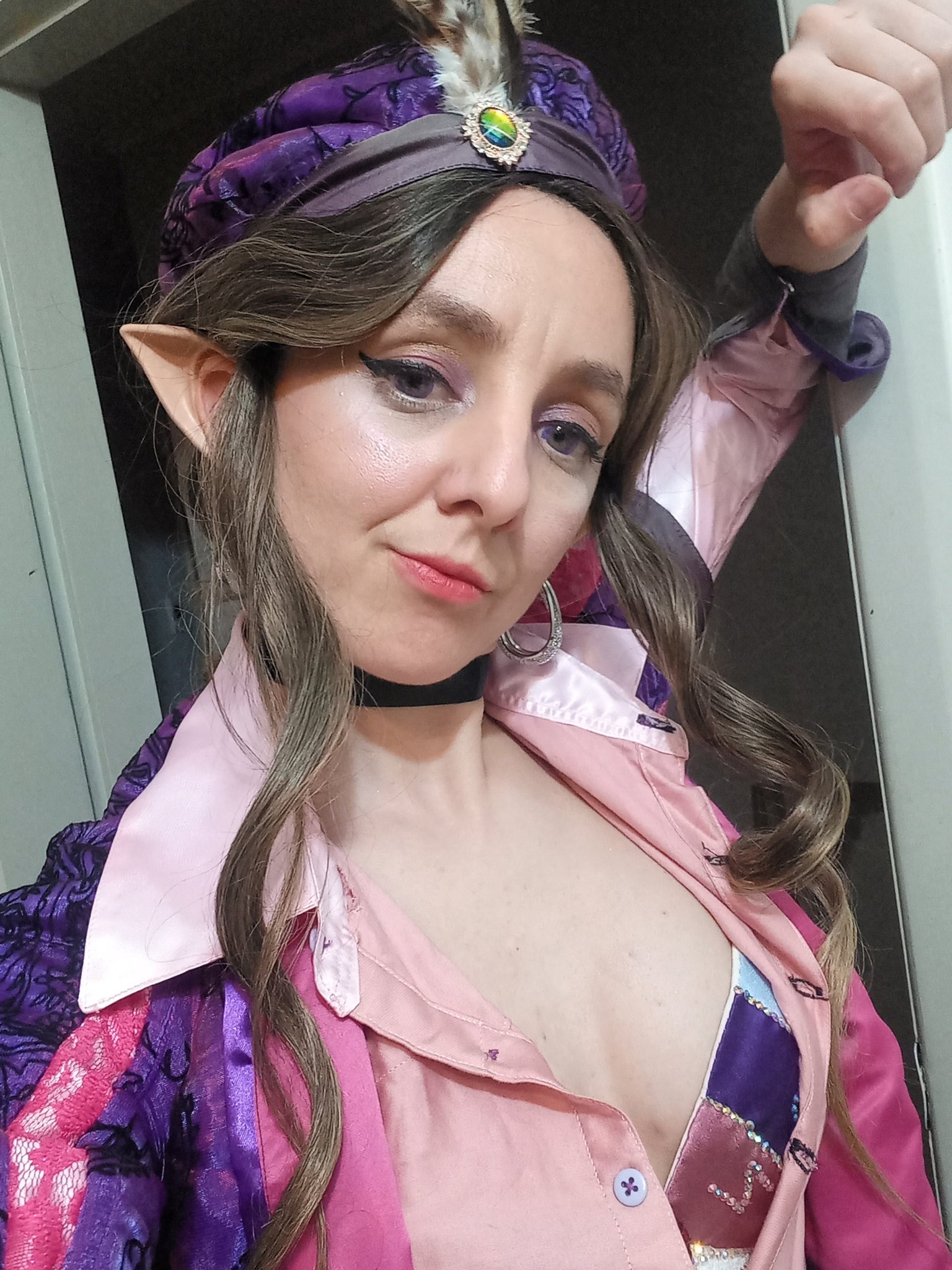 Dommy Mommy Tiamat🐲 on Twitter: "@boxstara So... you. Me. Meet up. When?" / Twitter