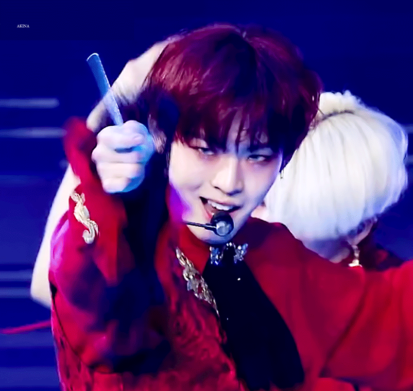 인스티즈(instiz) on Twitter: "과몰입 완전가능인 아이돌곡 (링크에 더있어요👉) https://instiz.net/pt/7333458"