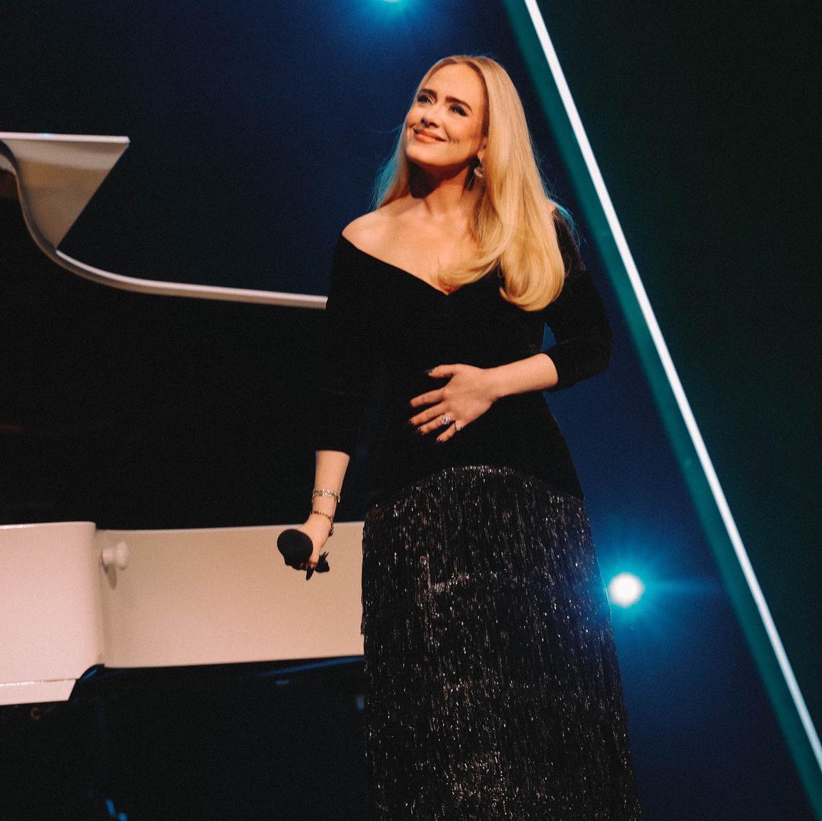 Adele | Biography, News, Photos and Videos | Contactmusic.com