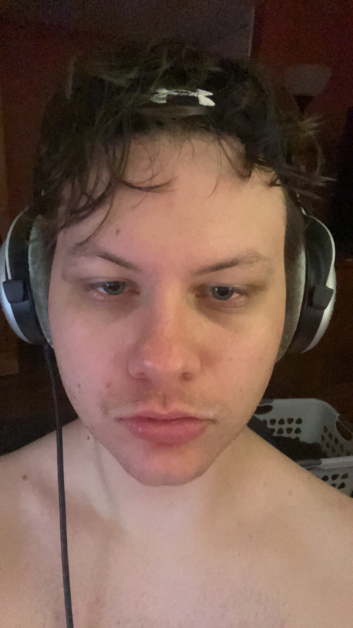 prezoh on Twitter: "@theneedledrop morning fantano https://t.co/fHhUdUQXeT" / Twitter