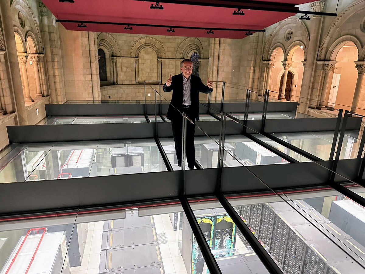 OGAWA, Tadashi on Twitter: "RT @BSC_CNS: 👐Happy to have the visit of @PGelsinger @intel to ...