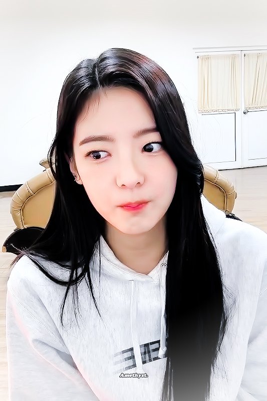 daitzy on Twitter: "RT @Amethyst_Lia: 230226 Study with Lia in Taipei 18 캡처 https://amethyst0721 ...