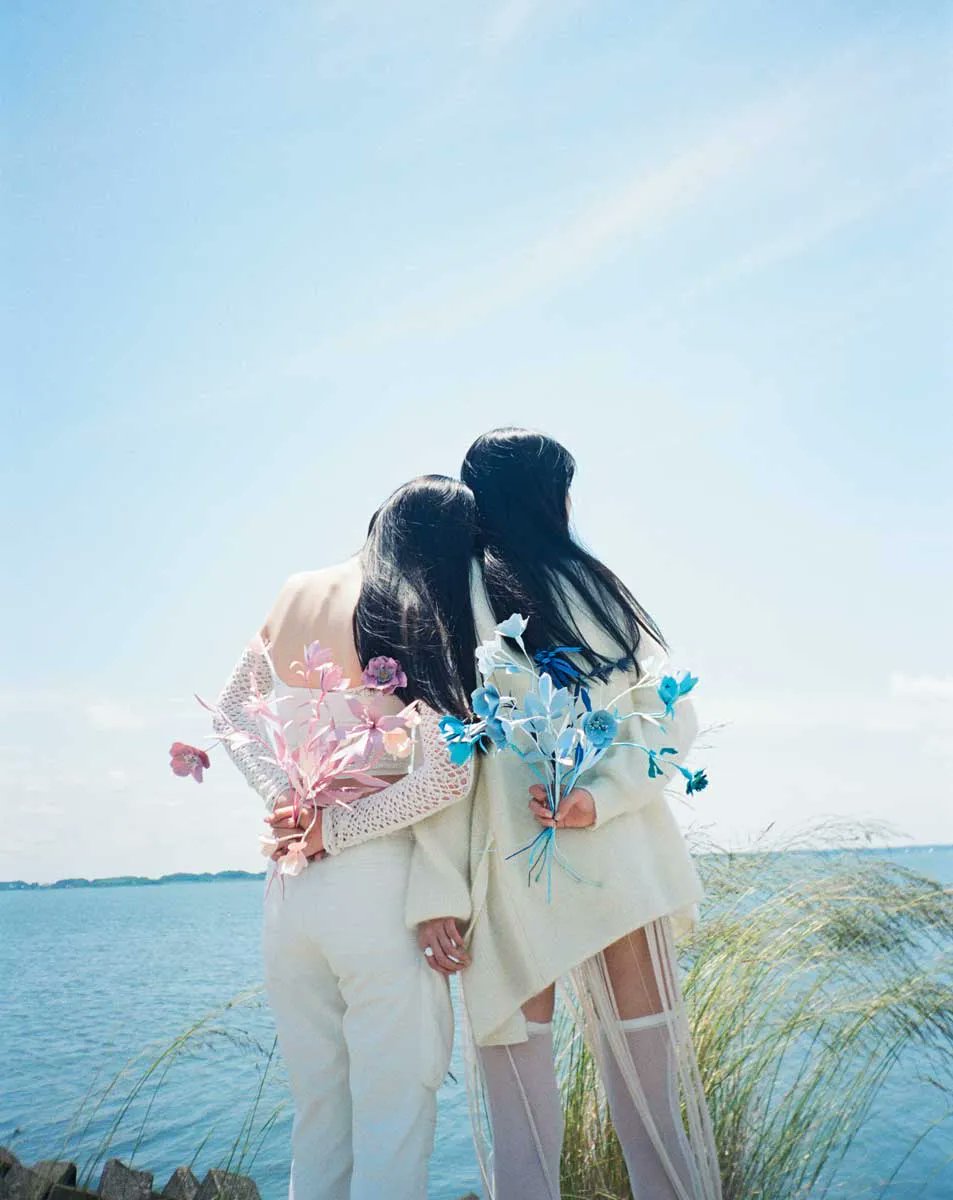 GINZA on Twitter: "八木莉可子×瑚々。GINZAが気になる2人が初共演 https://buff.ly/3BB4ENv"