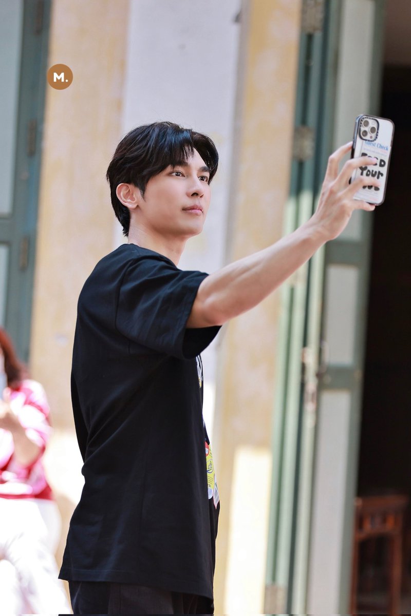 PORNPRAPAA on Twitter: "RT @Zee_mewlion_Mew: เพราะทุกๆวินาทีที่เราพบกัน มันเป็นเวลาที่แสนพิเศษ ...