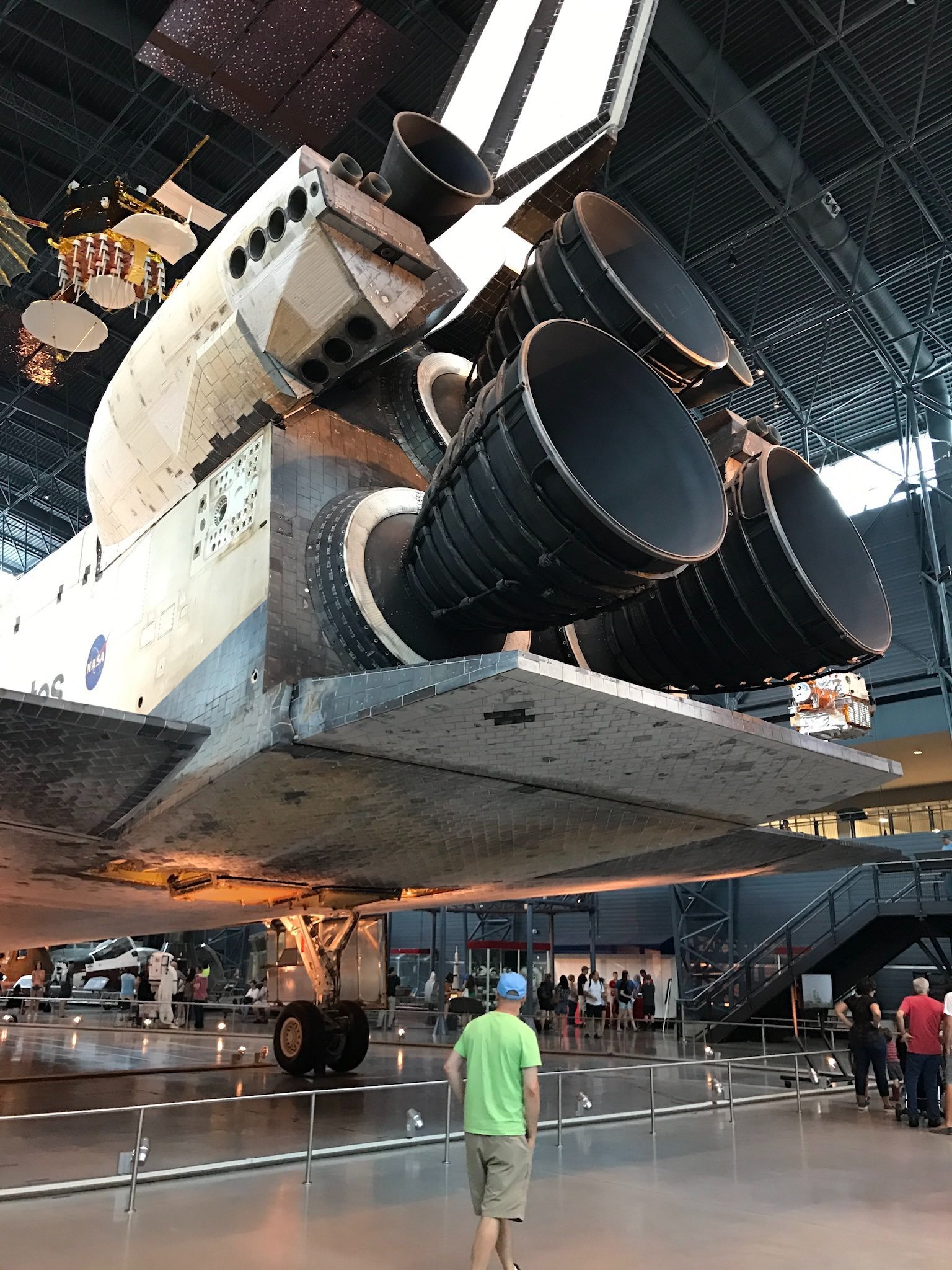 Space Shuttle Vs Person