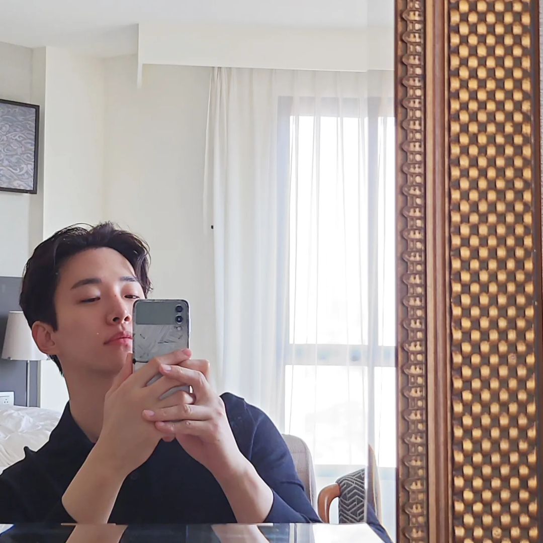 on Twitter: "⚠️ React (😍/😆), Recommend, Share le2jh 230215 Instagram Post #LeeJunho reveals ...