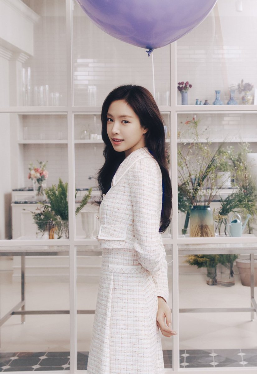 SonShine on Twitter: "JJJIGOTT x Son Naeun - 2023 Spring Campaign #Naeun #손나은 #나은"