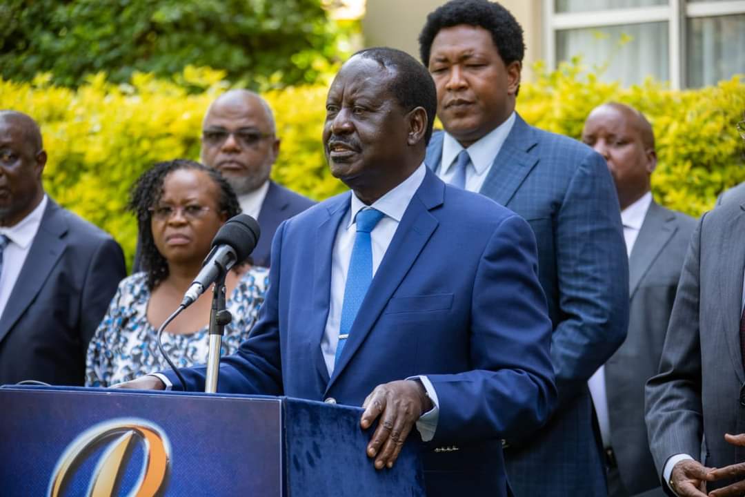 Hot Seat News on Twitter: "AZIMIO TO HOLD "PRAYERS" OUTSIDE IEBC Azimio leader leader Raila ...