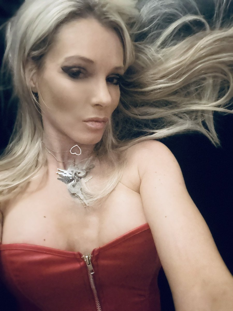 slave_artist_u on Twitter: "RT @LadyDarkAngelUK: What an intense fabulous filthy day.......good ...