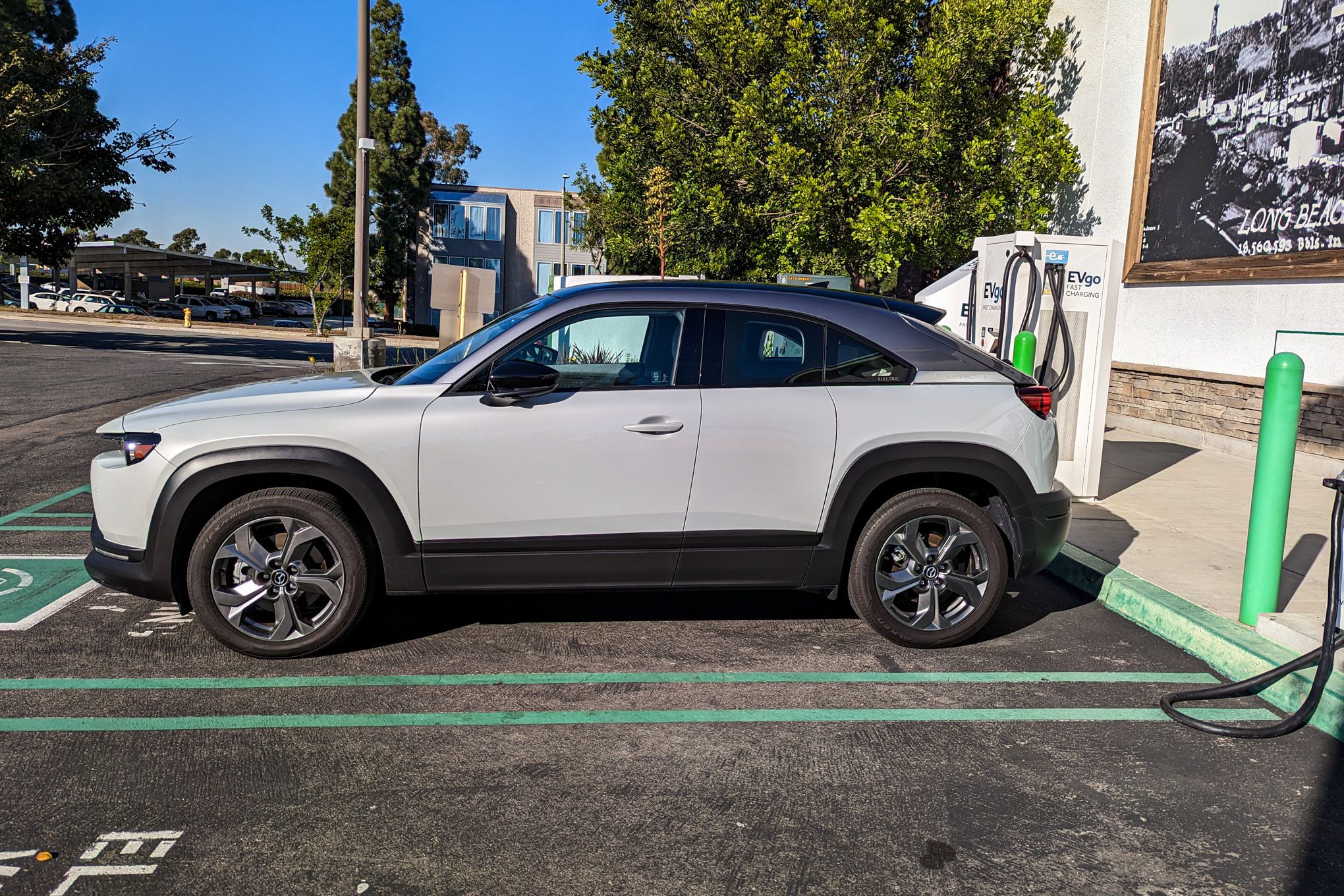 The Verge on Twitter: "Mazda MX-30 electric SUV review: a perfect storm of range anxiety https ...