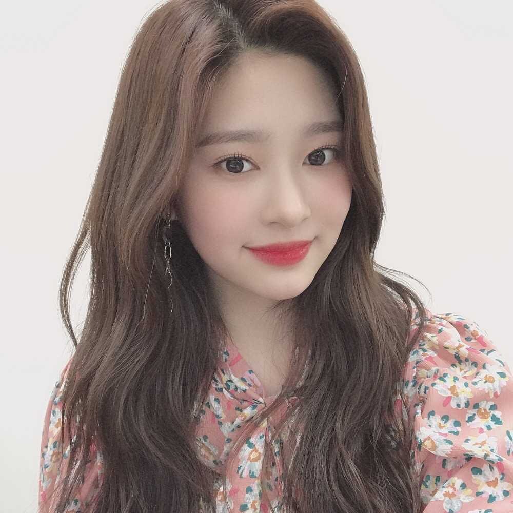 N년전 오늘의 김민주 ̎ On Twitter 190216 😘😘 김민주 Minju 0216 김민주