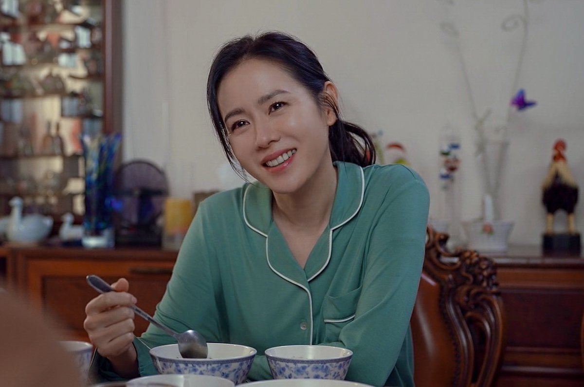 ☀️แสงแดดในฤดูใบไม้ผลิ🍁 on Twitter: "RT @sonyejinpics: son yejin as cha mi-jo. the first episode ...