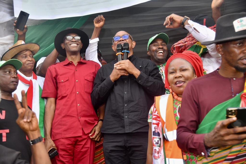 Sigma_ on Twitter: "RT @Chuks_Eric_: Leading Presidential candidate HE Peter Obi at Ekpoma, Edo ...