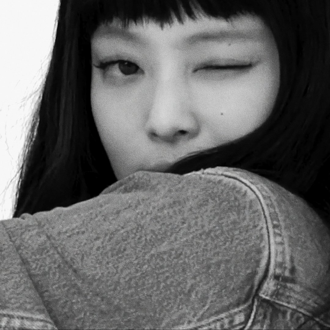 JENNIE ARGENTINA on Twitter: "Jennie x Calvin Klein en Instagram: CK 1 ...