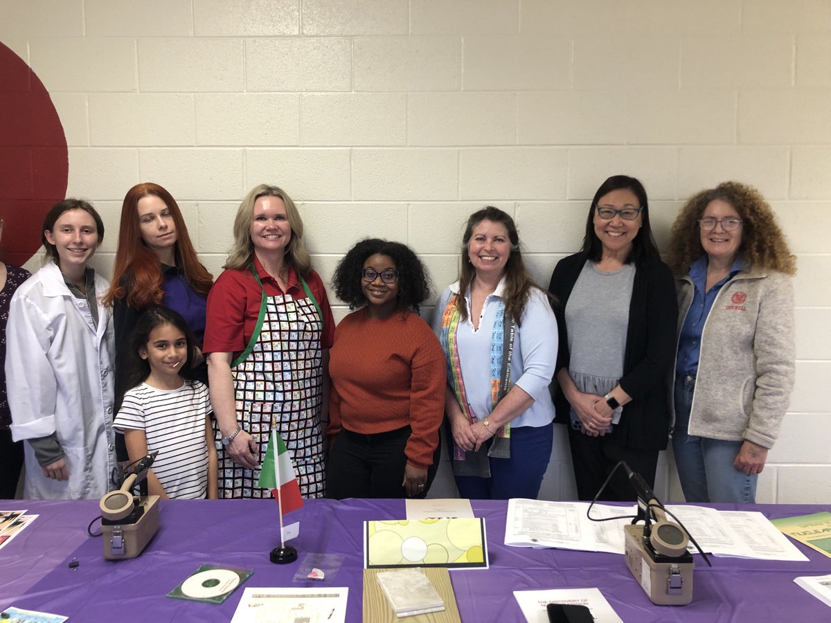 STEM ai on Twitter: "RT @jgezold: #STEM night at Willow Brook Elementary school ...