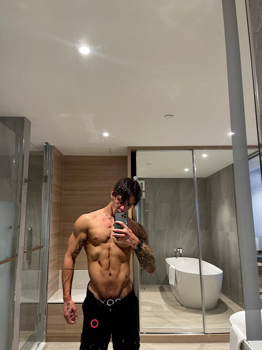 Aussie Boy on Twitter: "https://onlyfans.com/braydanifould"