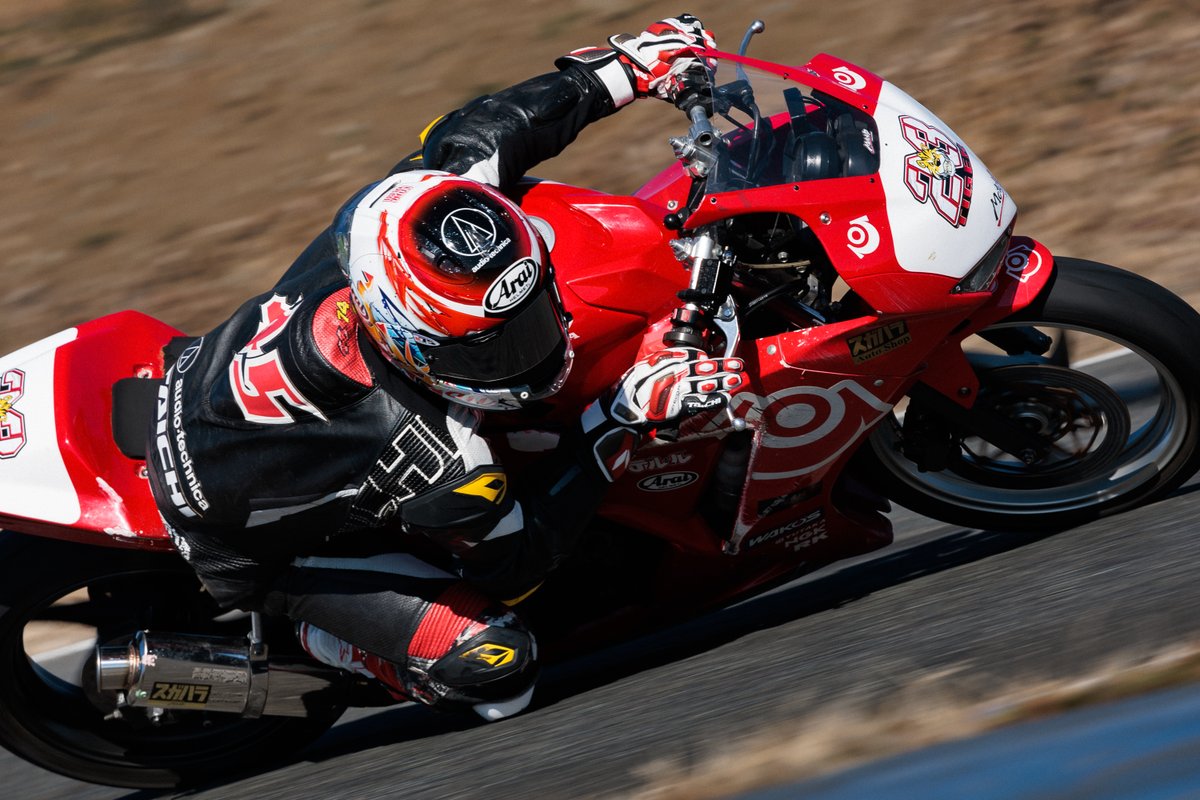 桶の社の長 on Twitter: "今日はMotoUPさんの貸切だったので長島哲太選手を勝手に撮りました。"