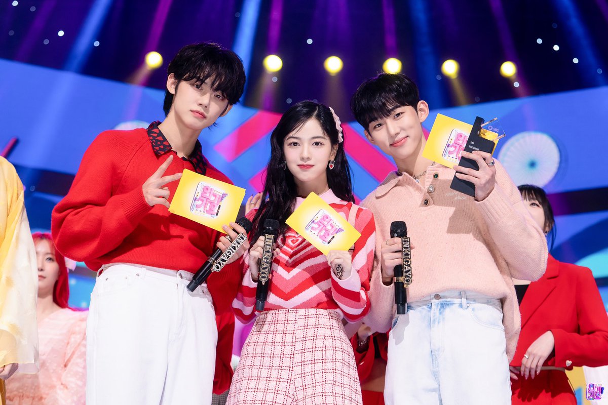 Magic Land TXT CHILE on Twitter: "[Photo Sketch] 3MC - ¡Día de San Valentín! (7). #투모로우바이투게더 ...