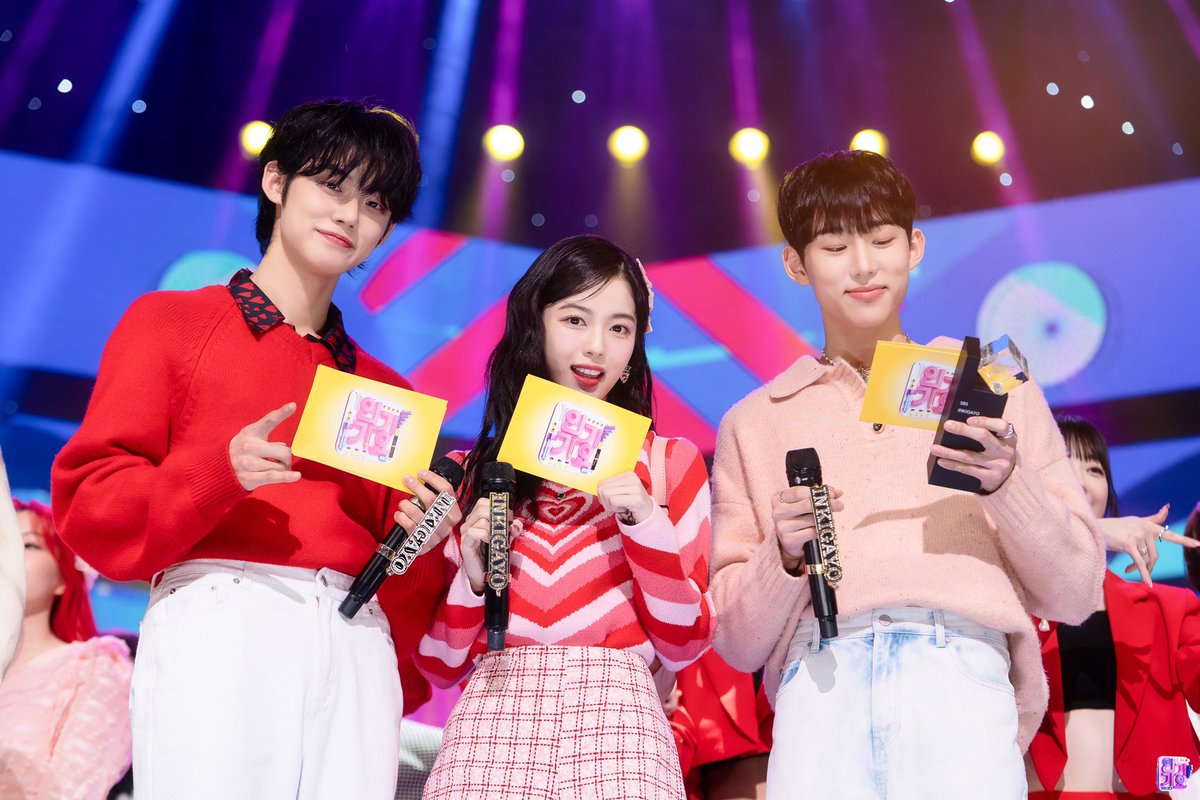 Magic Land TXT CHILE on Twitter: "[Photo Sketch] 3MC - ¡Día de San Valentín! (7). #투모로우바이투게더 ...