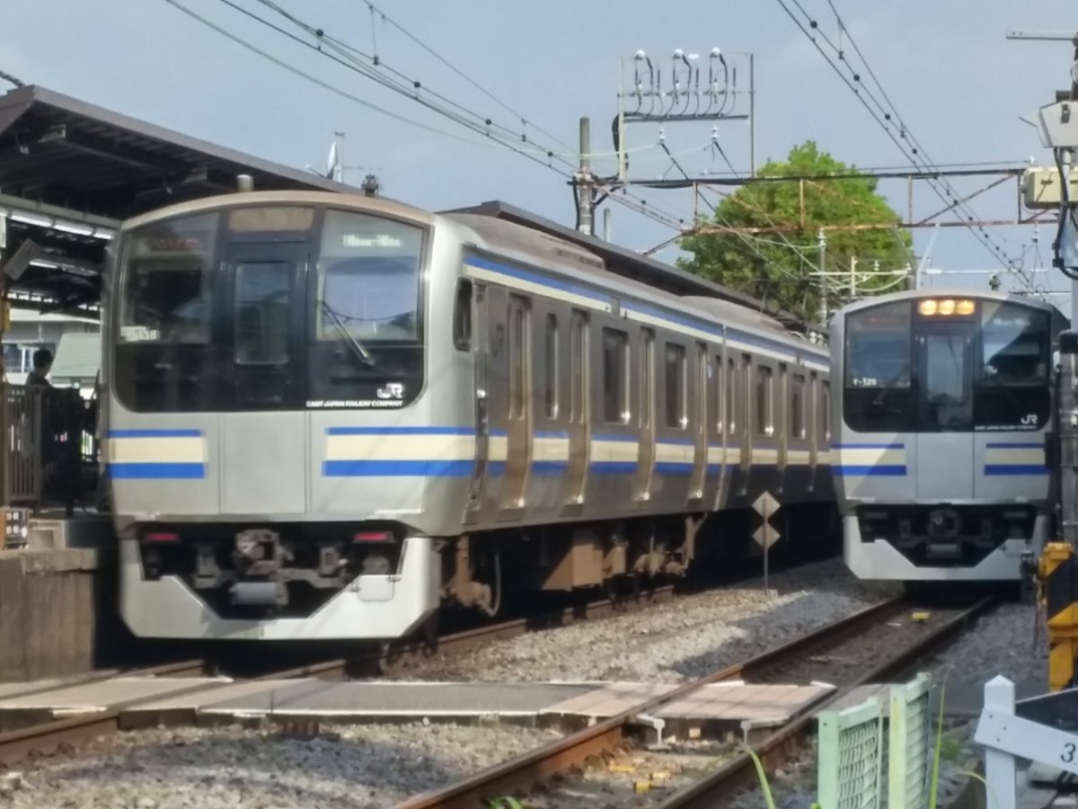 ハチキク on Twitter: "RT @ViolaObtusa: とある朝の横須賀線北鎌倉駅にて…その3。 2016年5月16日 北鎌倉 #横須賀線 #北鎌倉駅 #E217系 #E217系 ...