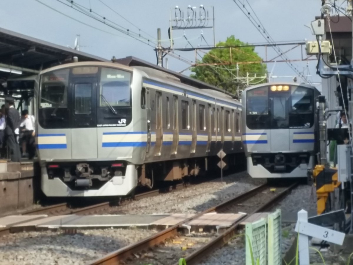 ハチキク on Twitter: "RT @ViolaObtusa: とある朝の横須賀線北鎌倉駅にて…その3。 2016年5月16日 北鎌倉 #横須賀線 #北鎌倉駅 #E217系 #E217系 ...