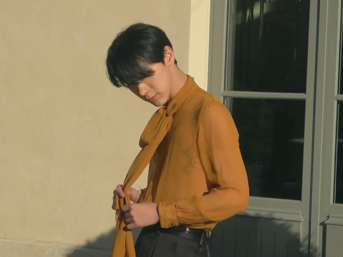 Black_Hideko(hihihihi) 💜 on Twitter: "RT @tensfeed: “you look soooo beautiful, Ten” TEN in Paris ...