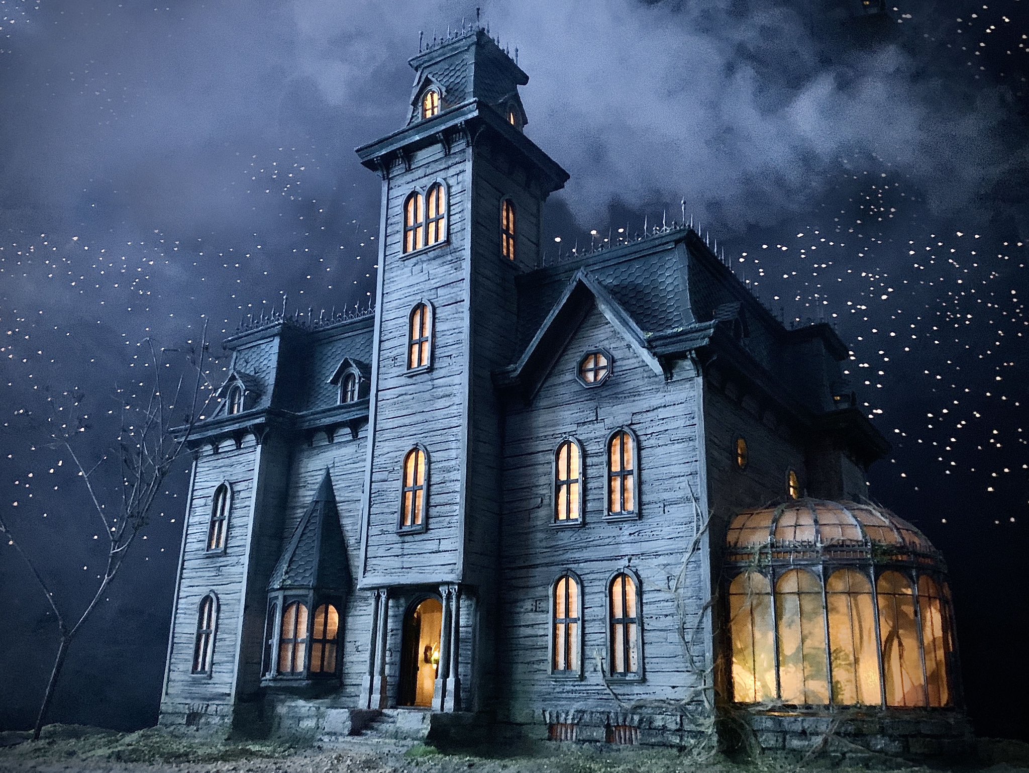Addams Family House Wallpaper Haunted House Disneyland Editorial