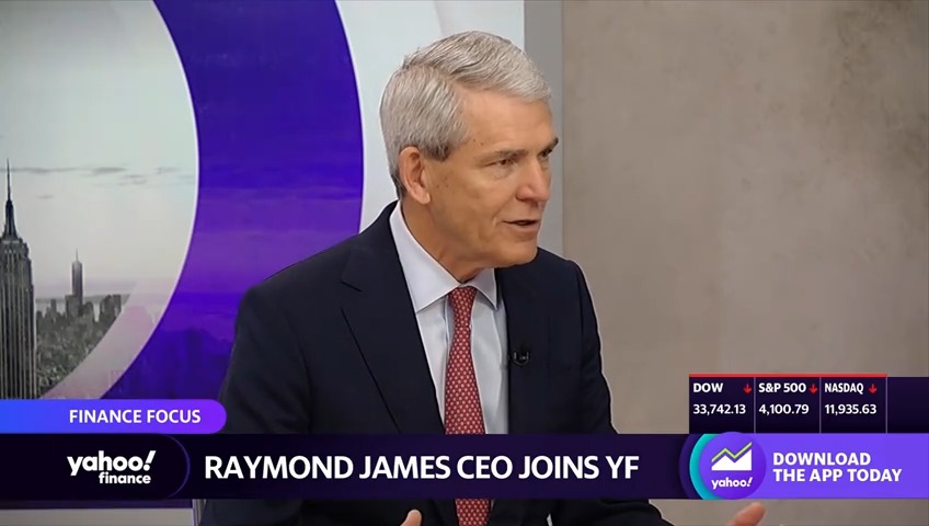 .RaymondJames CEO Paul Reilly on economic outlook: “Although hiring ...