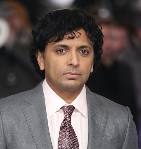 DiscussingFilm on Twitter: "M. Night Shyamalan has signed a multi-year first-look deal to direct ...