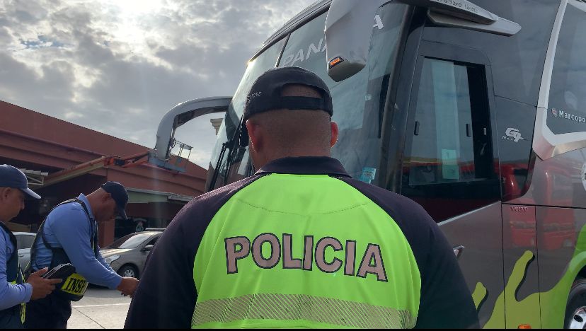 Policía Nacional On Twitter Unidades De La Dnot Y Miembros De La