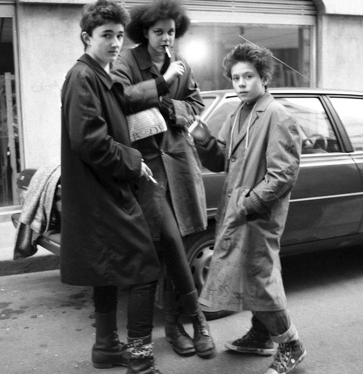 Flashbak.com on Twitter: "Fabulous Photographs of Paris in 1981 - Flashbak https://buff.ly/3IsWmeA"